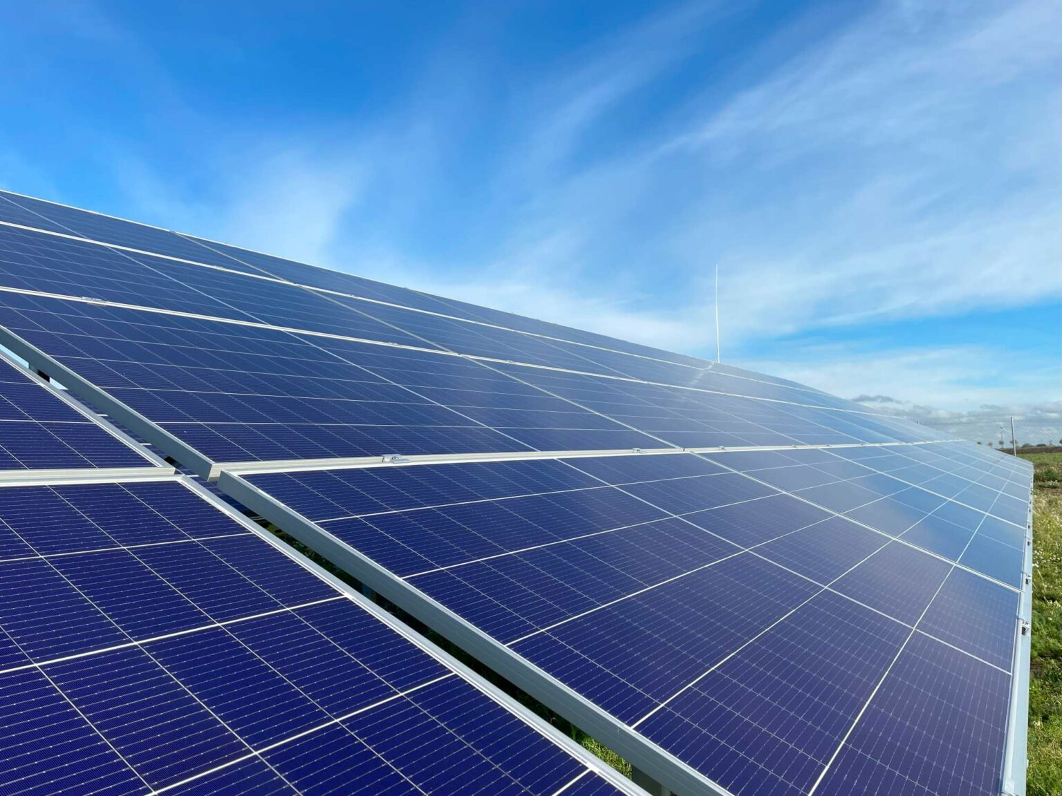 0 BusBar technology - hjtpv.com Solar Modules with SMBB and Solar Cells SMBB